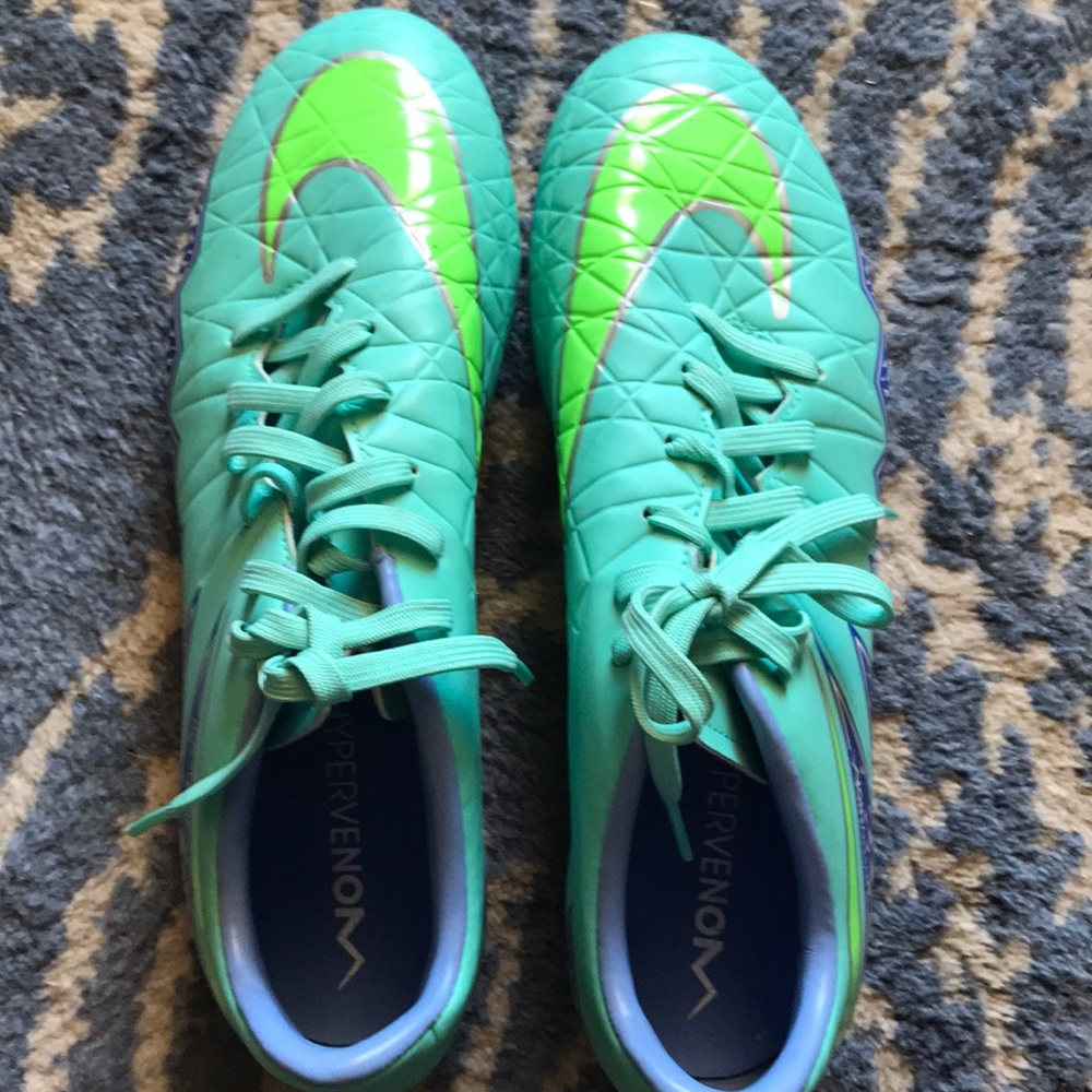 Cleats - Gem